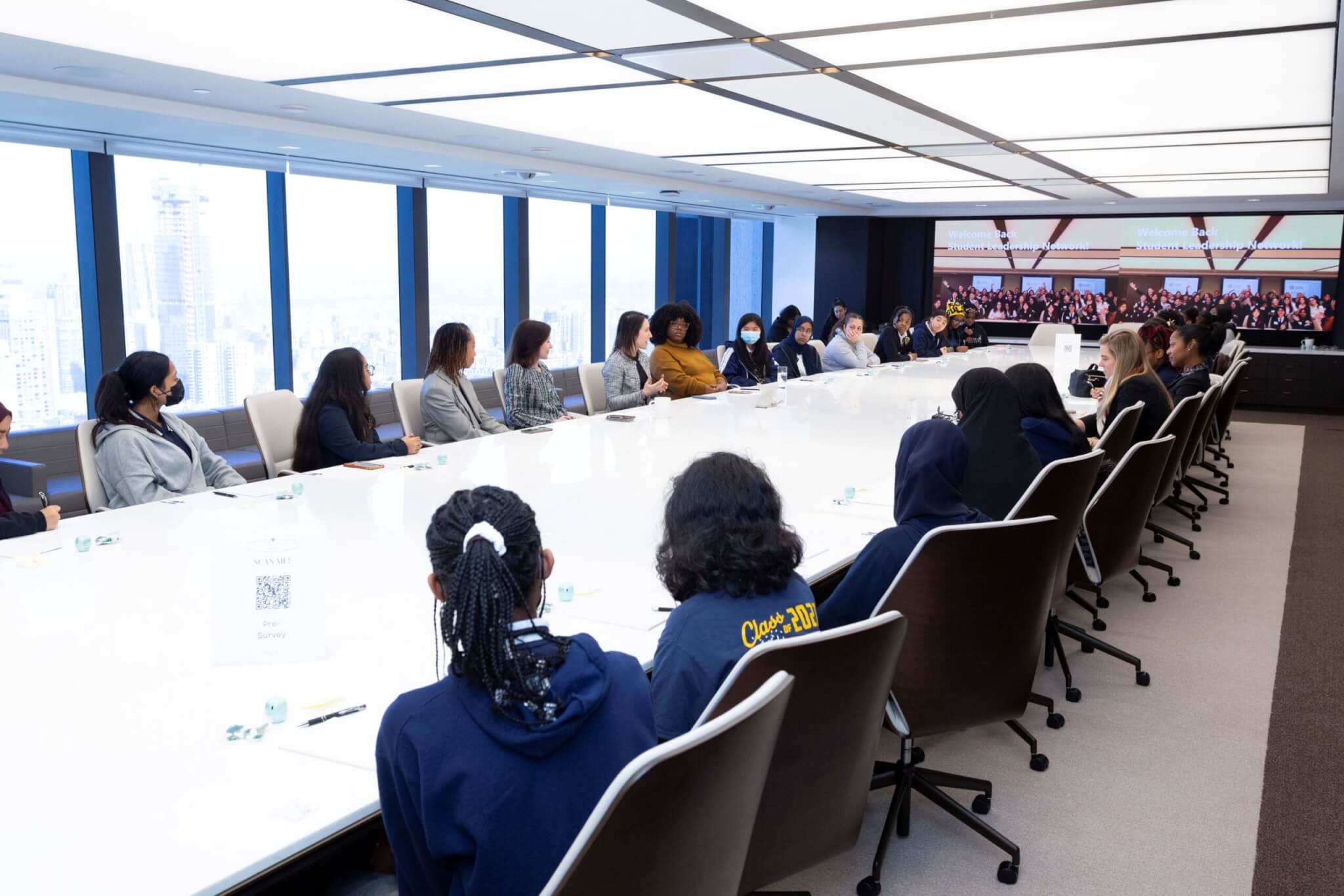 Career Exploration for Students at Apollo Global Management