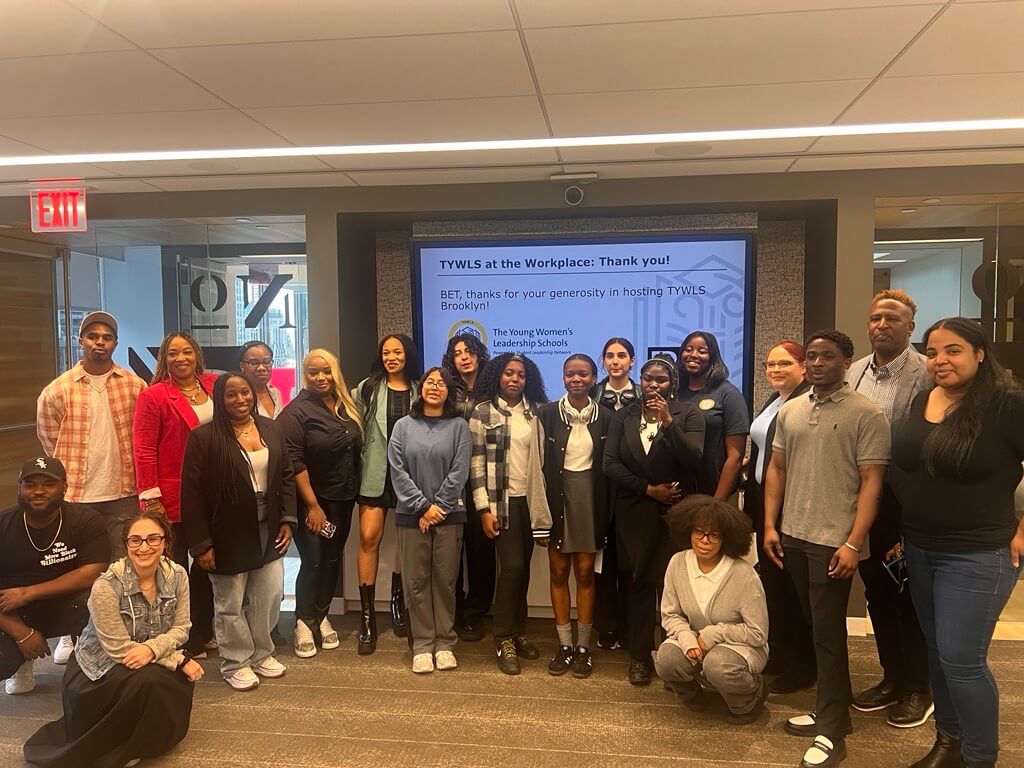 Students Go Behind the Scenes at BET Networks