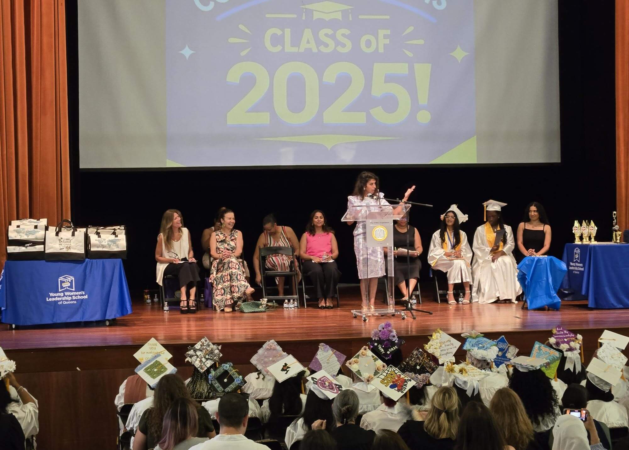 Grad - TYWLS Queens 2